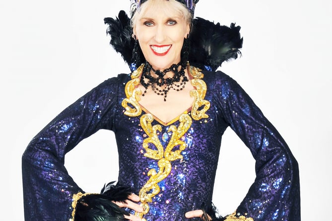 Panto shows its wicked side... | wokingnewsandmail.co.uk