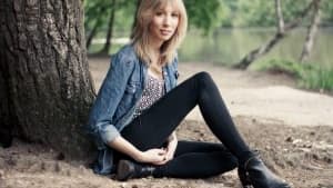 Keeping faith - singer songwriter overcomes career setback ...