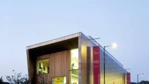 Amazing statues turn heads in Woking | wokingnewsandmail.co.uk