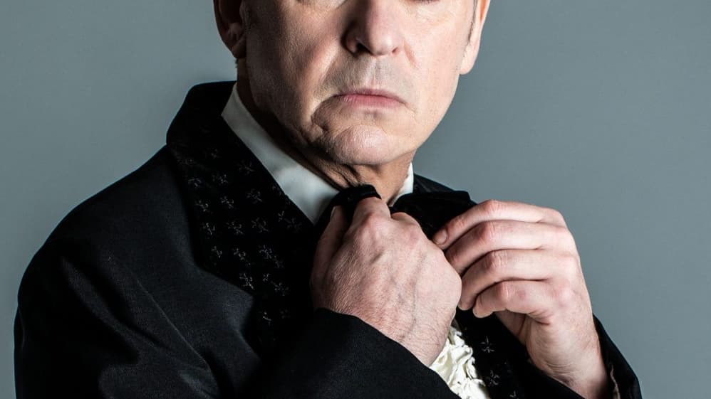 Shane Richie is on familiar ground as Archie Rice in The Entertainer ...