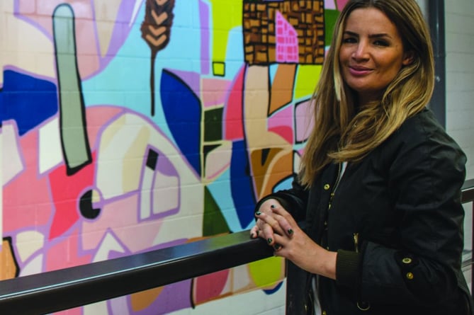 Artist finds inspiration in her studio surroundings | wokingnewsandmail ...