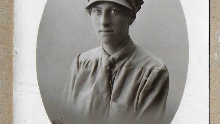 Edith’s vital role as battlefield ambulance driver | wokingnewsandmail ...