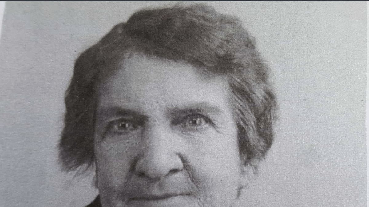 Teamwork pieces together more tales of local Gypsies ...