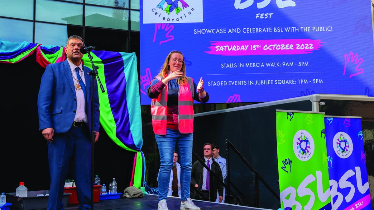 Festival a showcase for British Sign Language | wokingnewsandmail.co.uk