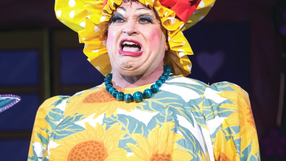 Local radio star back enjoying the fun of panto | wokingnewsandmail.co.uk