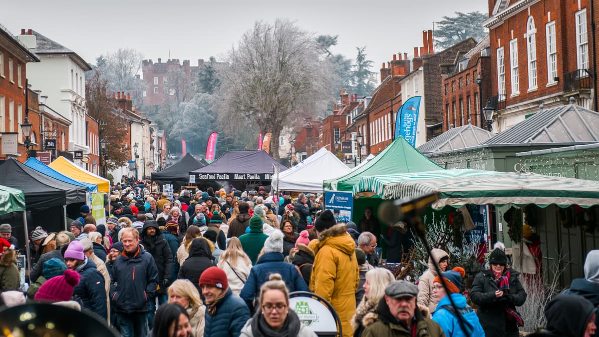 All you need to know about Farnham Christmas Market this weekend ...