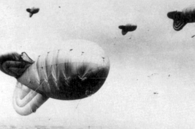 Peeps into the Past: When barrage balloons defended Brooklands factory ...