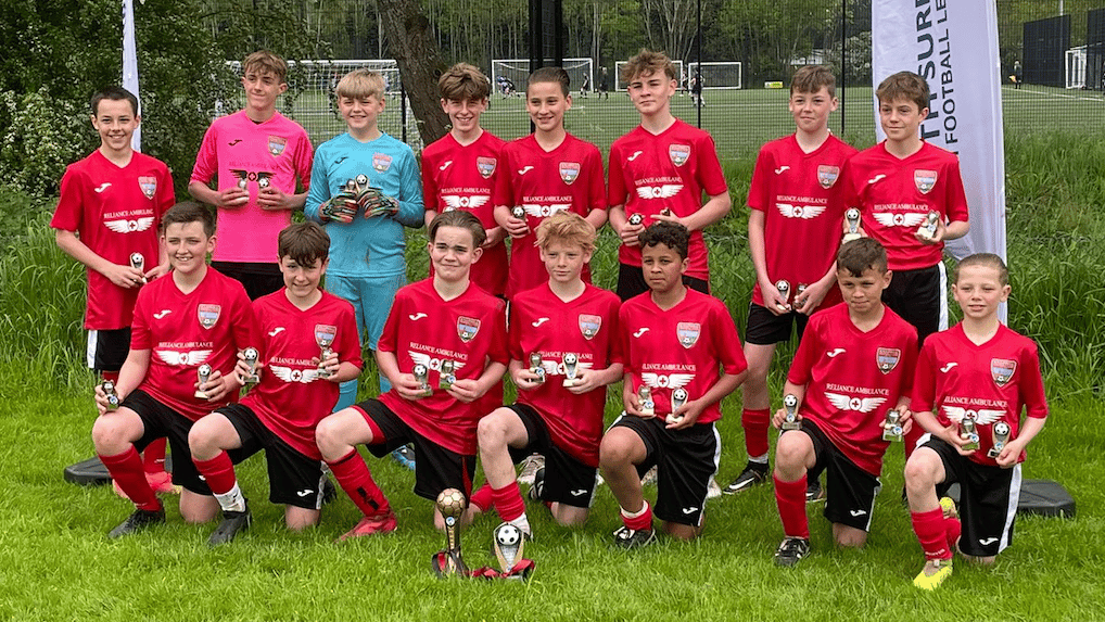 Two trophies cap great season for Knappers | wokingnewsandmail.co.uk