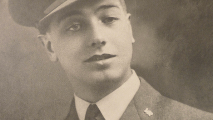Appeal for details about wartime aircrewman Arthur Robert Candy, from ...