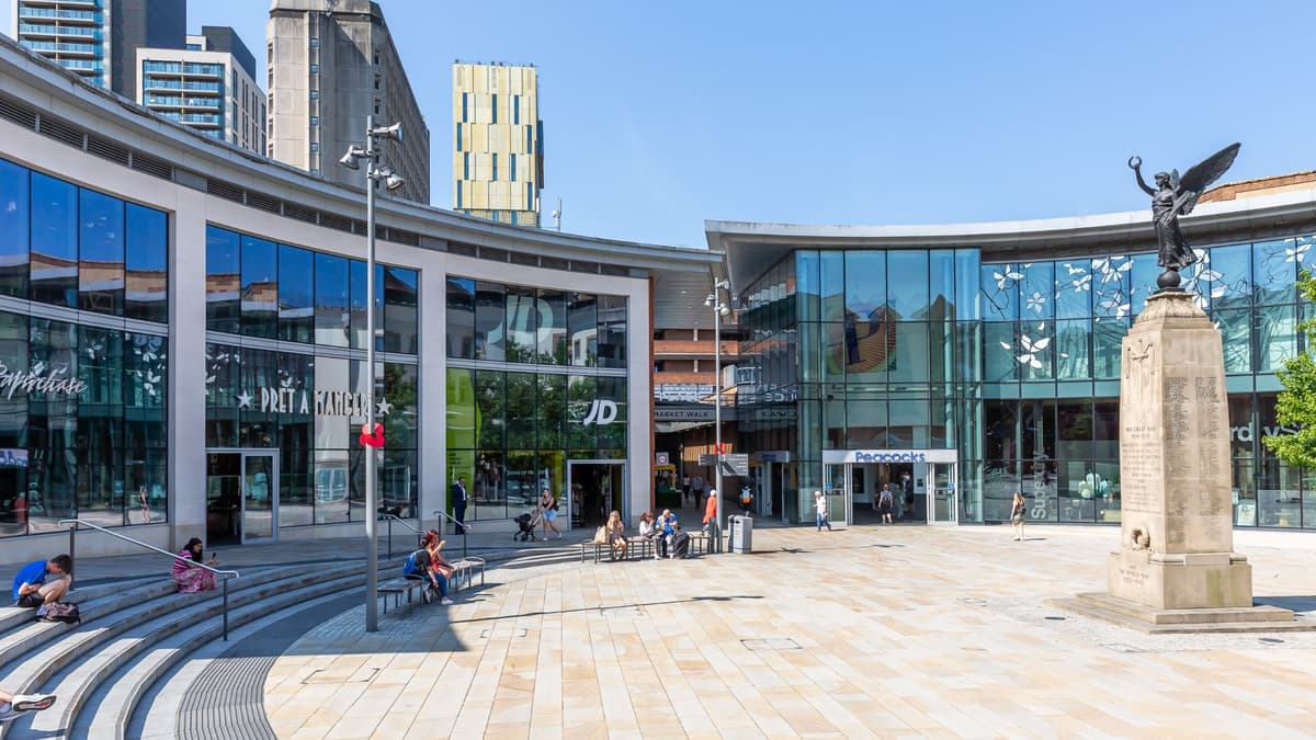 Santander confirms Woking branch closure | wokingnewsandmail.co.uk