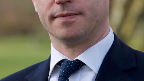 Surrey taxpayers pay more towards policing than central government ...