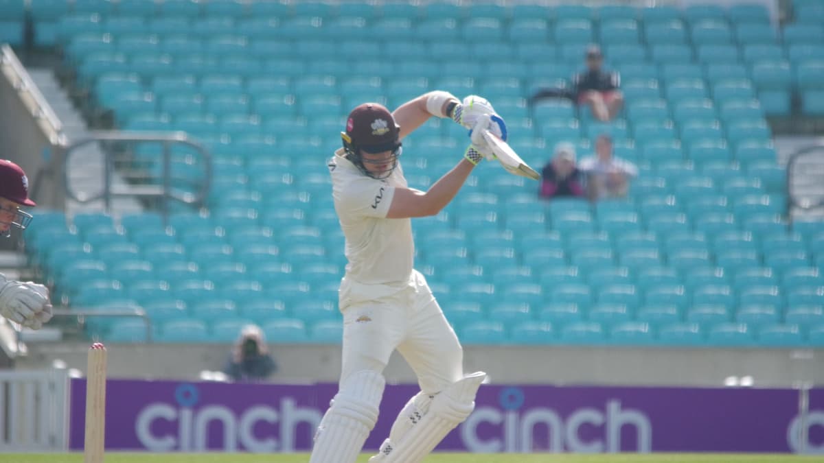 Roach blast takes Surrey to the top of the County Championship ...