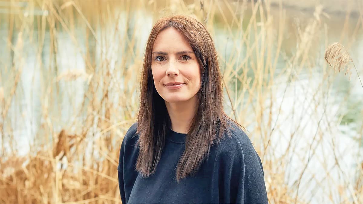 Woking Debate features former prison officer turned author ...