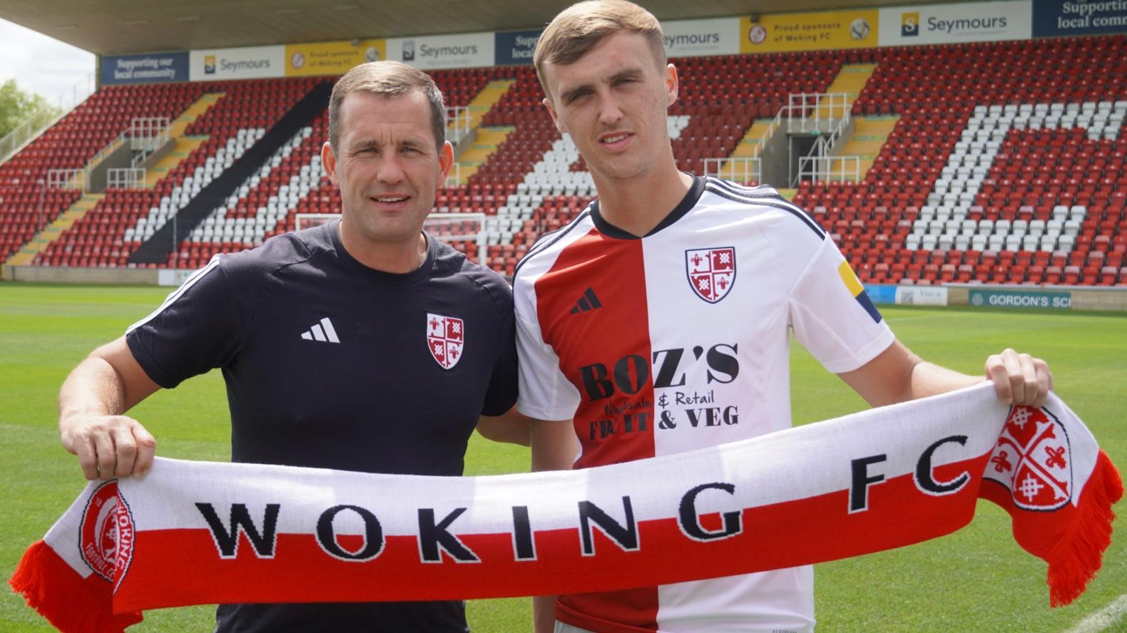 Cardinals sign former Baggie | wokingnewsandmail.co.uk