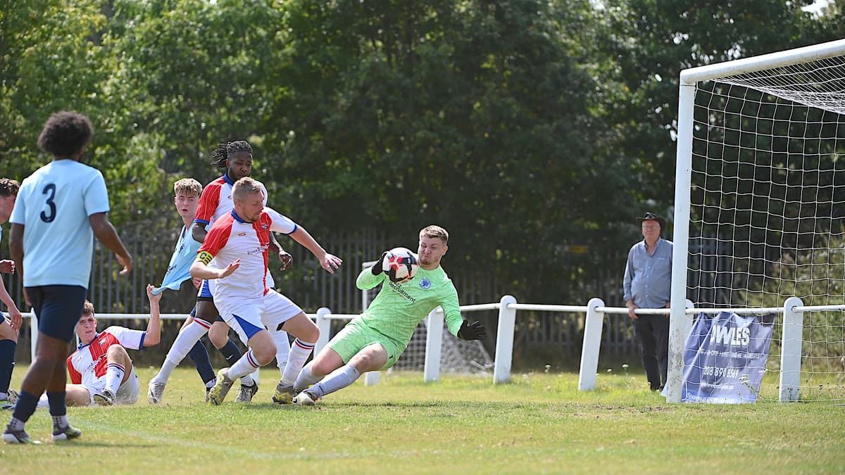 Knappers struggle in stalemate against spirited Spelthorne Sports ...