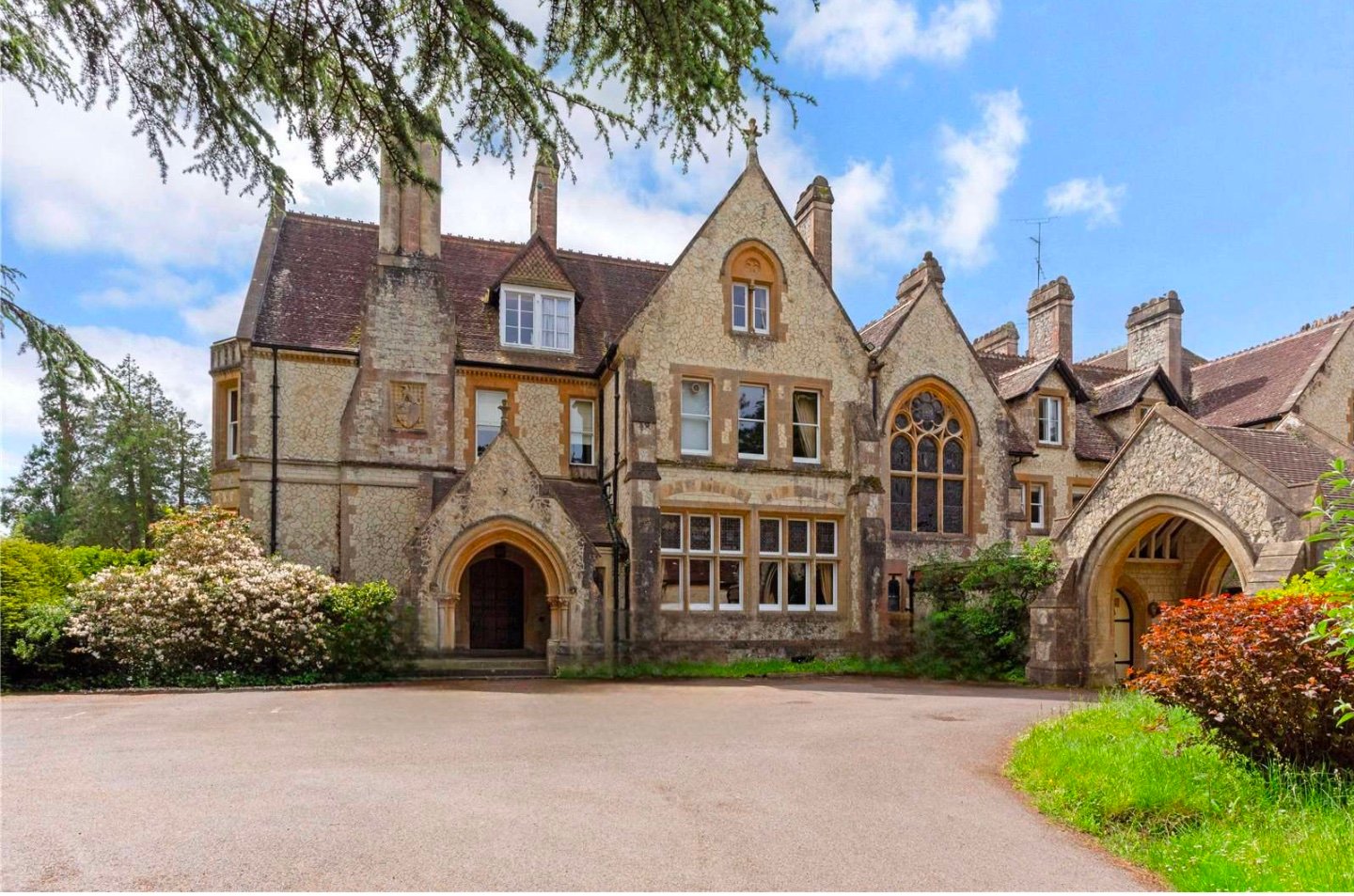 Own part of a country manor designed by the architect of the Natural ...