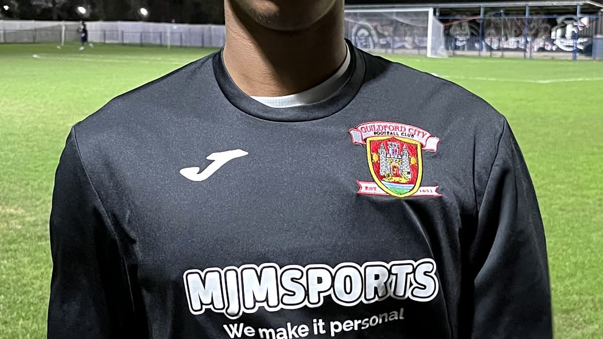 City hold nerve in penalty shoot-out to reach cup semi-finals ...