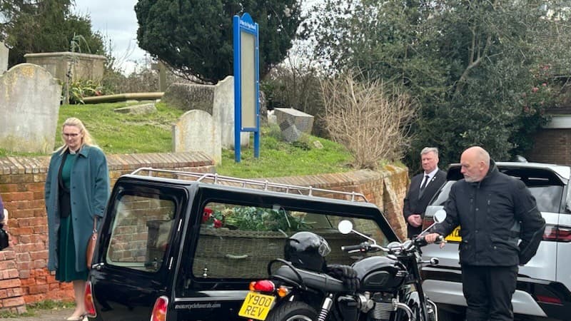 Why I'll always remember Robin Hoyle as Mr Motivator ...