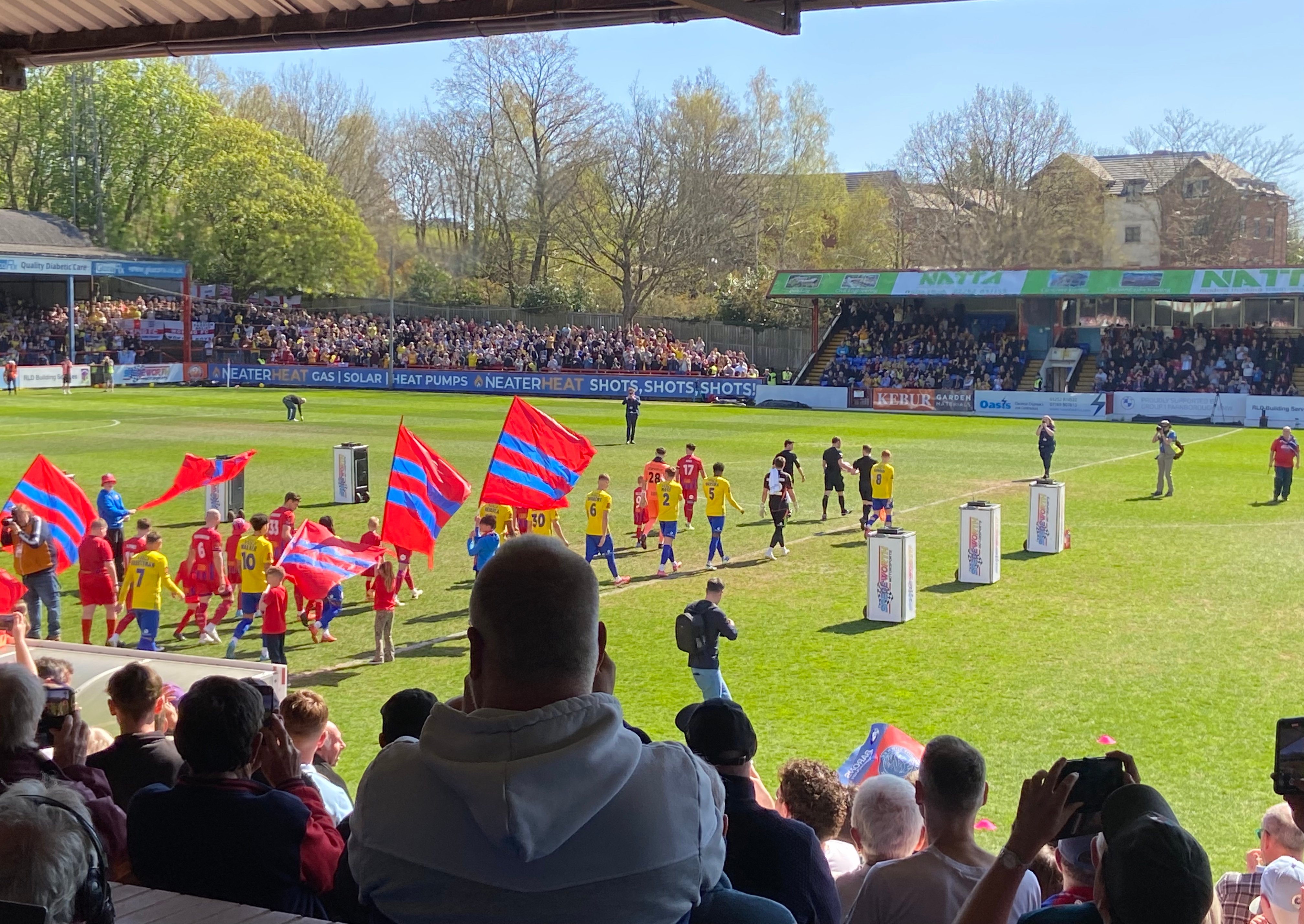Ten-man Cards fall to late FA Trophy semi-final defeat at Shots ...
