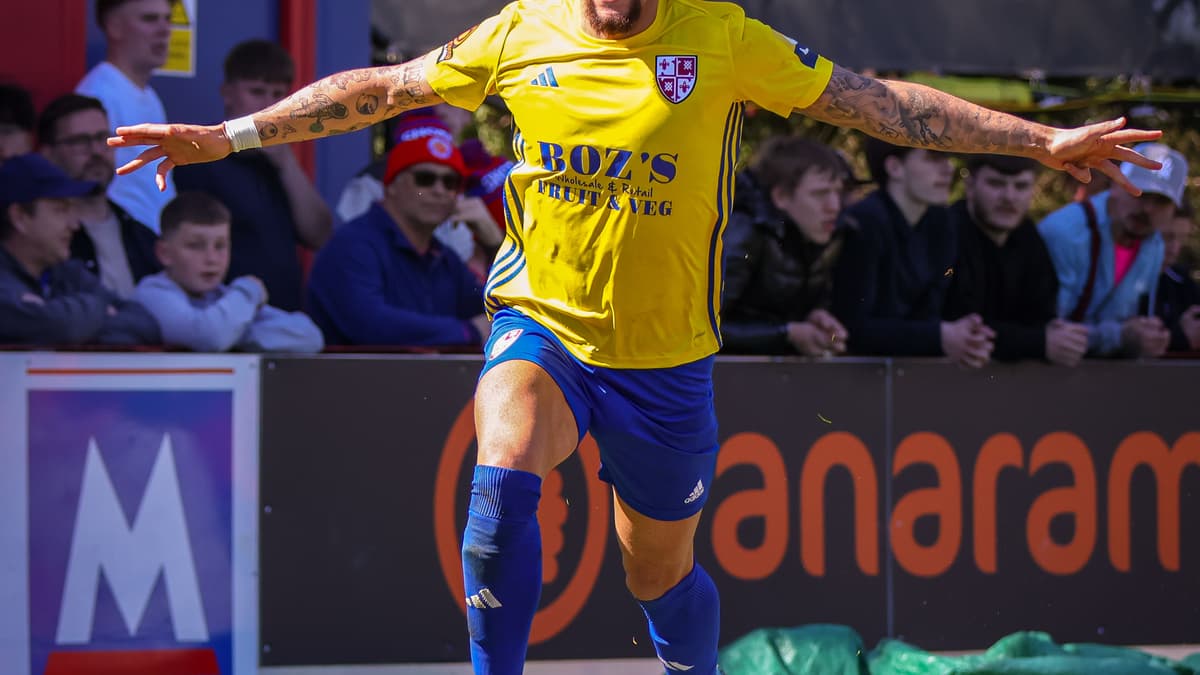 Cards earn point at Magpies with impressive comeback ...