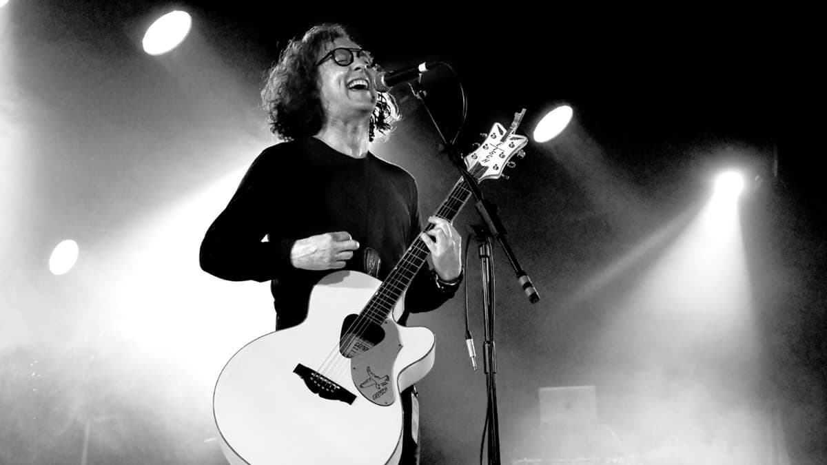 Miles Hunt of The Wonder Stuff to perform at the Fiery Bird ...