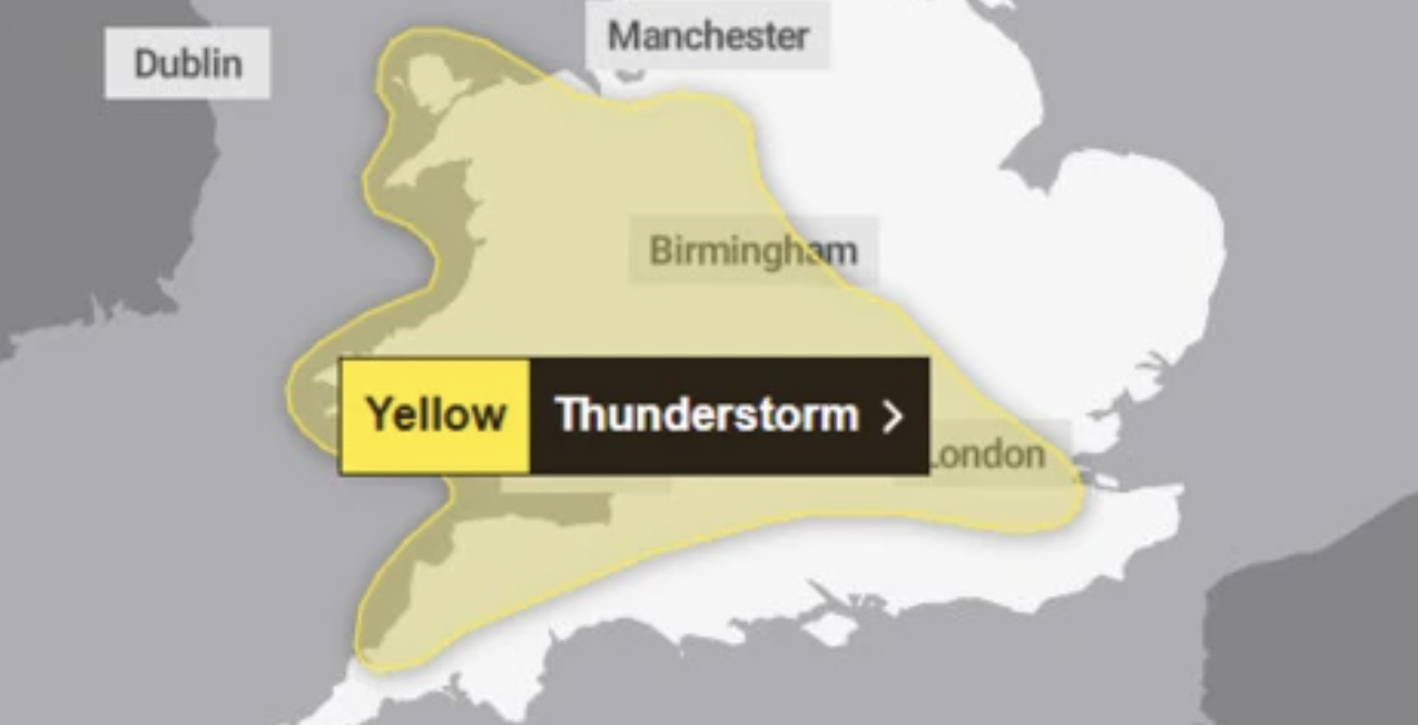 Met Office issue flood warning after thunderstorms expected in Surrey ...