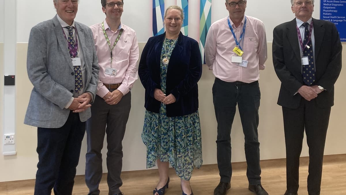 Woking Community Hospital has some generous Friends | wokingnewsandmail ...