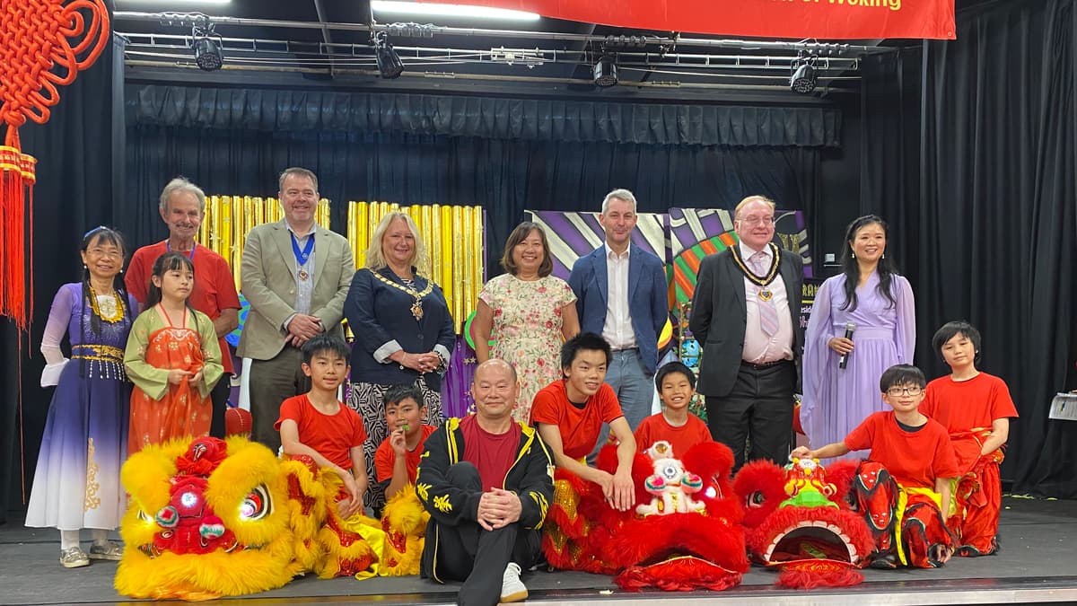 Woking community shines bright at mid-autumn festival ...