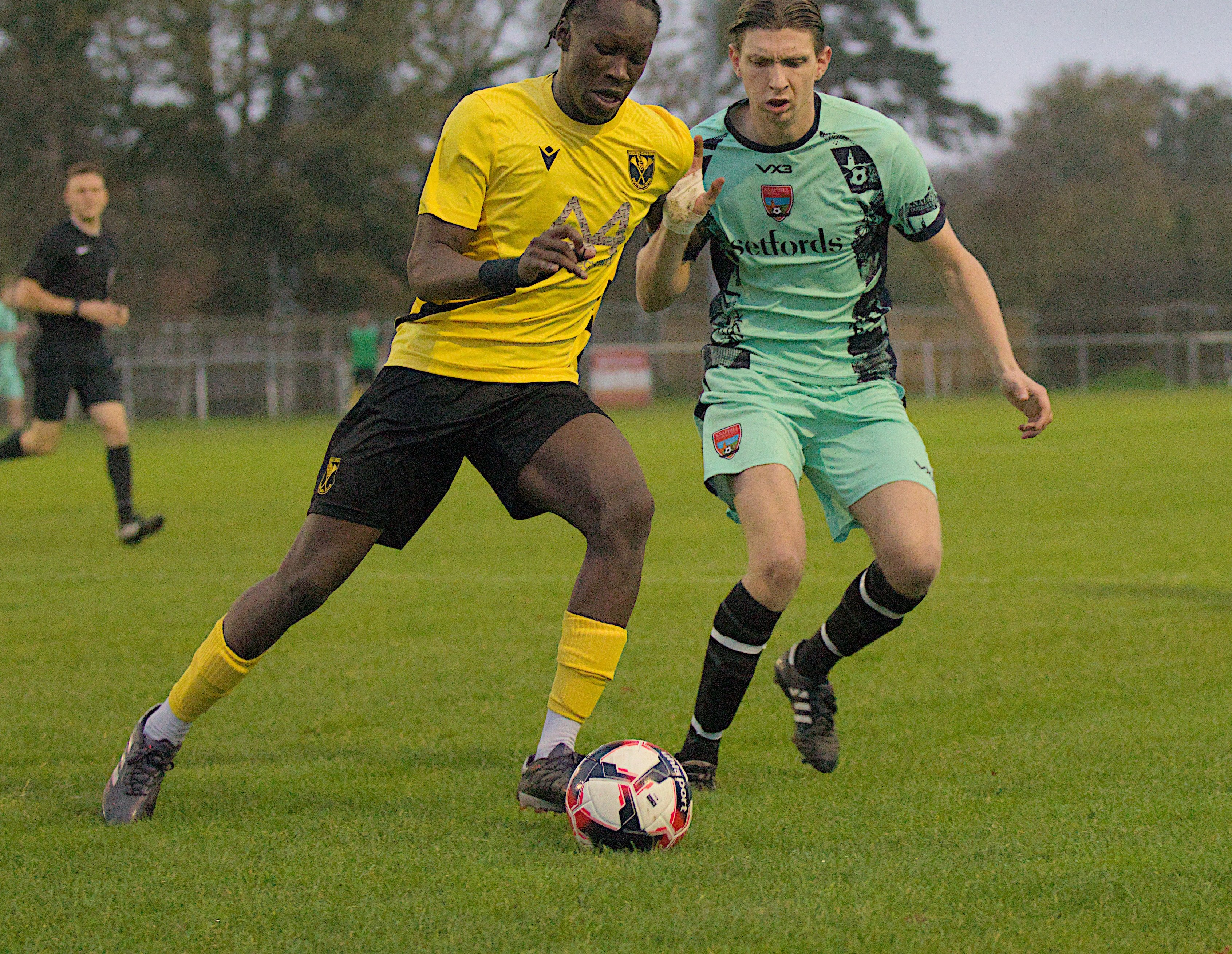 Knaphill come from behind to earn point at Tadley | wokingnewsandmail.co.uk