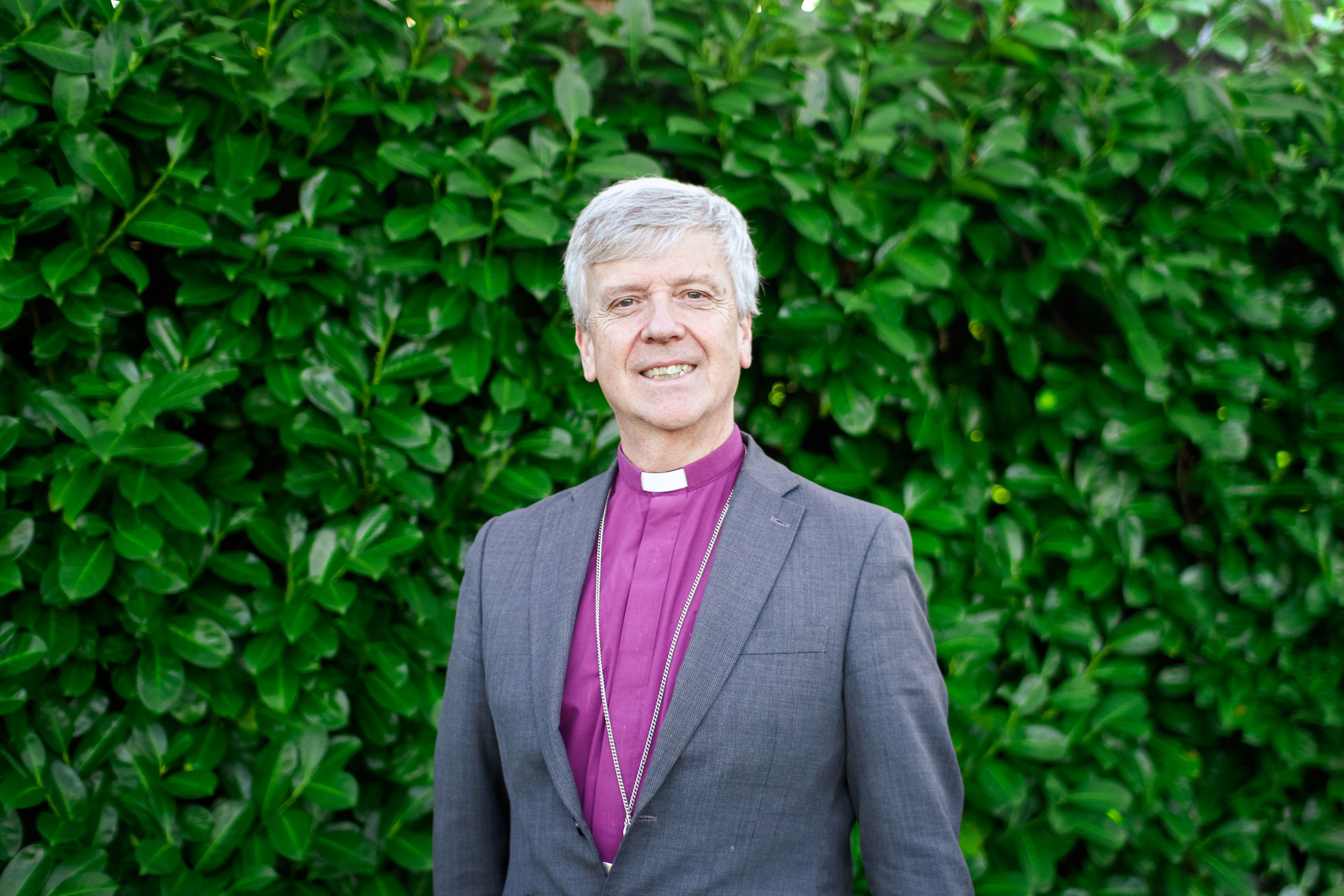 Bishop of Guildford diagnosed with inoperable cancer ...