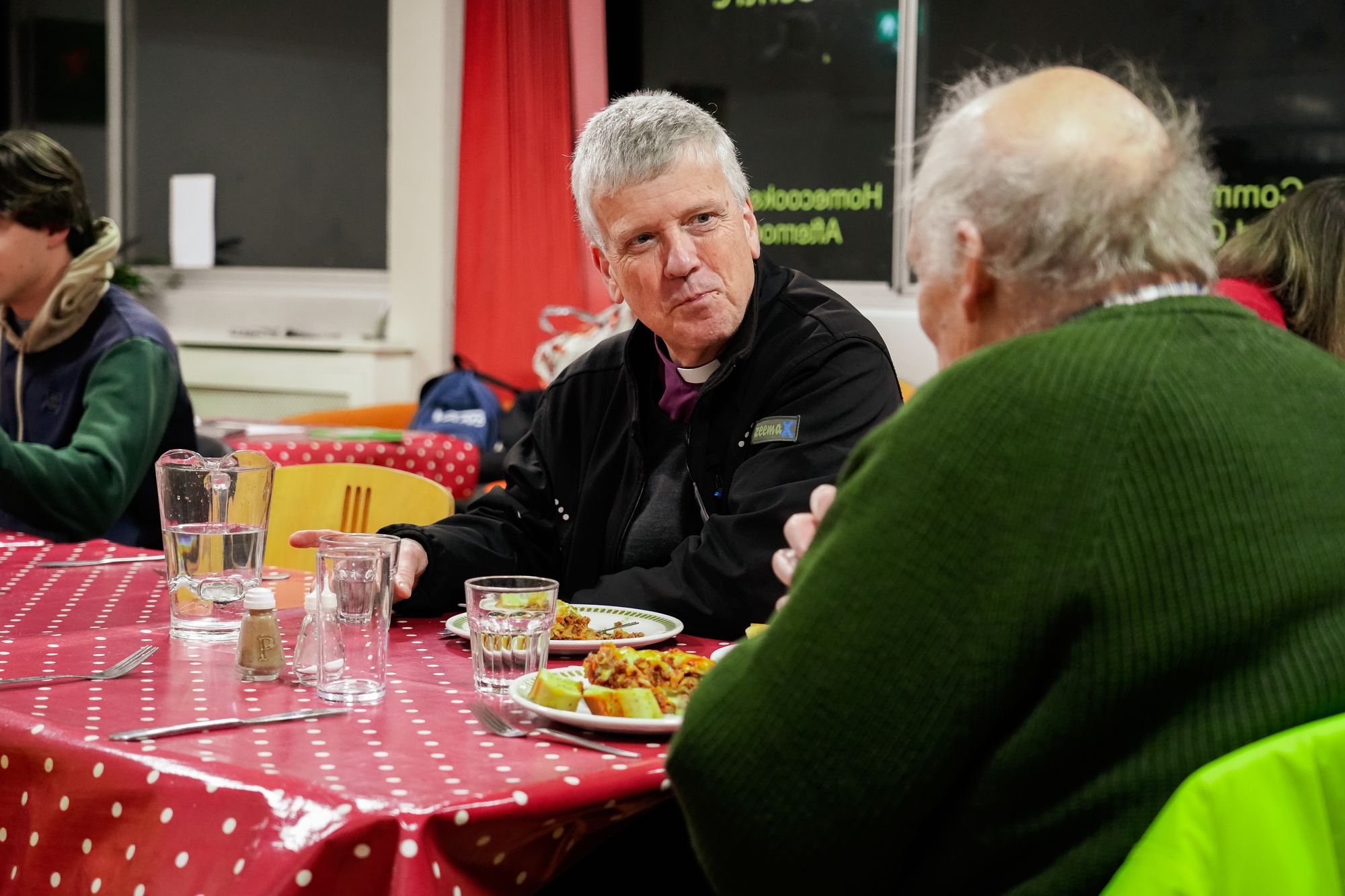 Tributes paid as Bishop of Guildford Andrew Watson dies from pancreatic ...