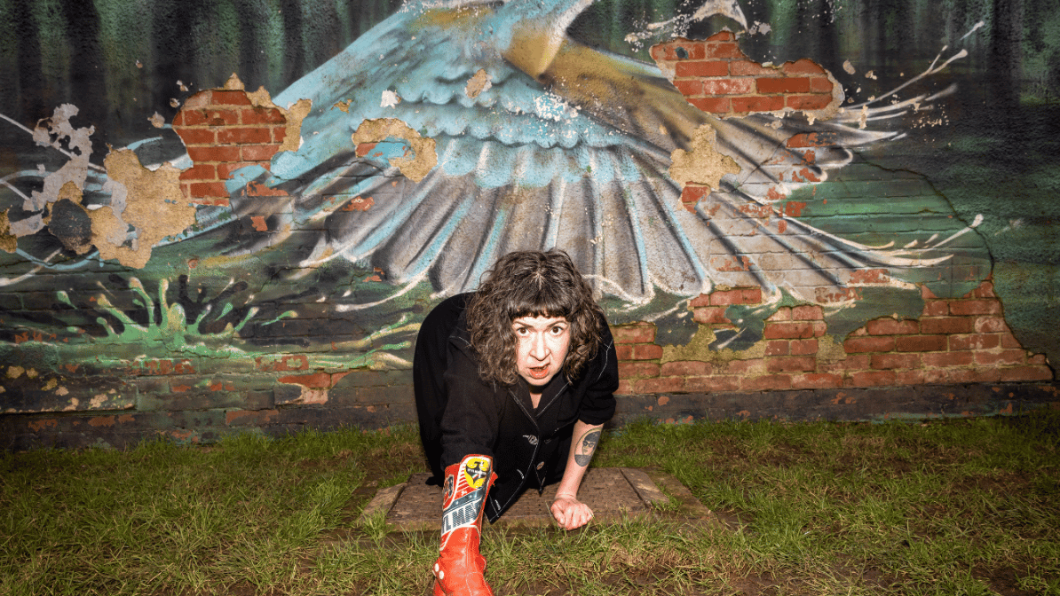 Unexpected gifts inspired Amy Mason's comedy show | wokingnewsandmail.co.uk
